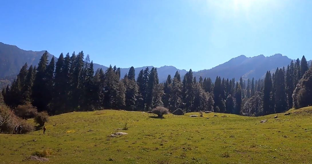 Thini top trek - Exploring the Hidden Beauty with Mesmerizing Views